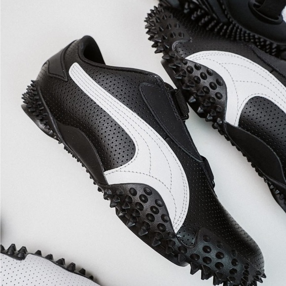 Puma | Shoes | Puma Mens Mostro Perforated Leather Sneakers 39733 2 ...
